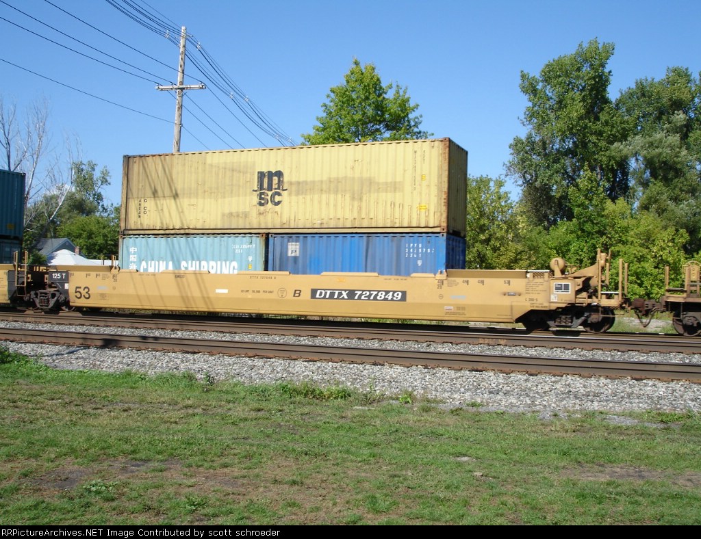 DTTX 727849B Double Stackcar w/IPXU Container #342978 & MSCU Container #891564 EB